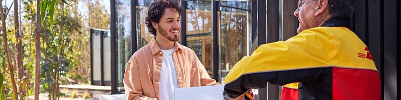 DHL SERVICEPOINT | Express package abroad, online shipping calculation